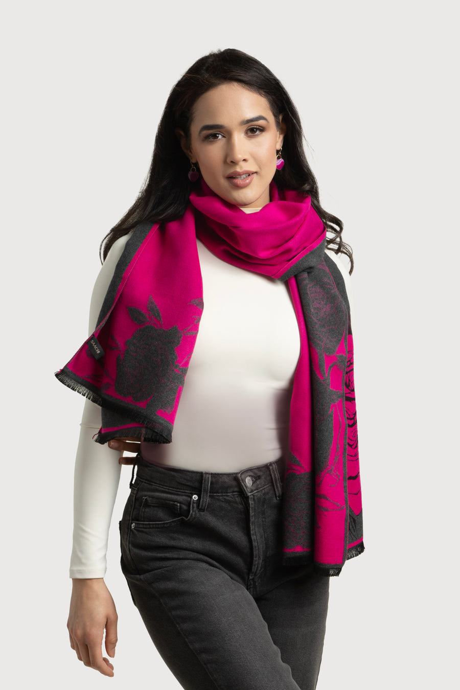 Cardigans | Mules | Kimonos | Jewelry | Scarves – SAACHI