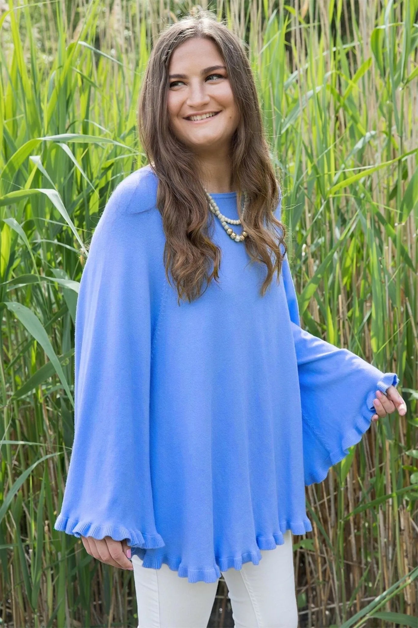 SAACHI Style | Artisan Standard | Customized Shoes | Ponchos | Jewelry